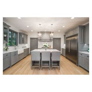 Dark Gray Kitchen- Rose Grarden - Kitchen - Chicago - by Sandell ...