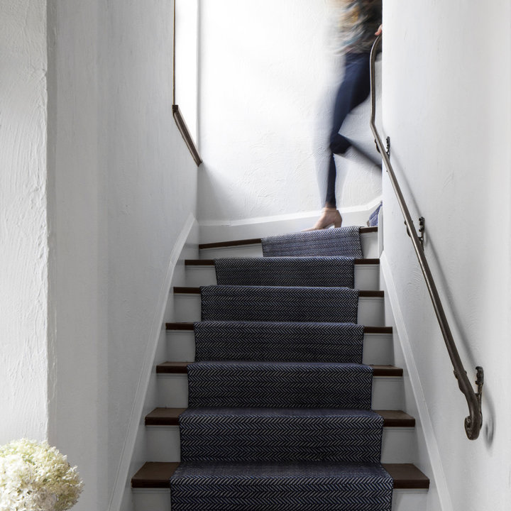 75 Beautiful L-shaped Staircase Ideas & Designs - January 2023 | Houzz AU