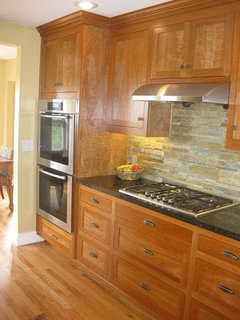 Log cabin kitchen backsplash