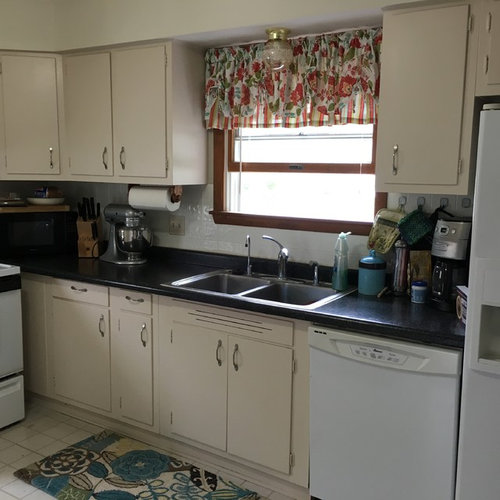 1958 Kitchen NEEDS a NEW look!