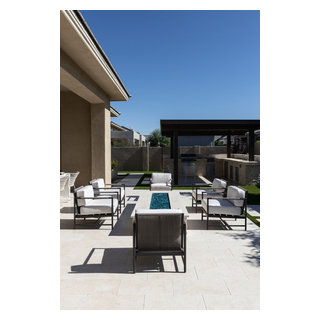 Modern Backyard Oasis - Midcentury - Patio - Phoenix - by Kimberley Kay ...