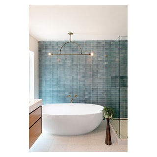 Blue Feature Tile Wall - Midcentury - Bathroom - Los Angeles - by D U N ...