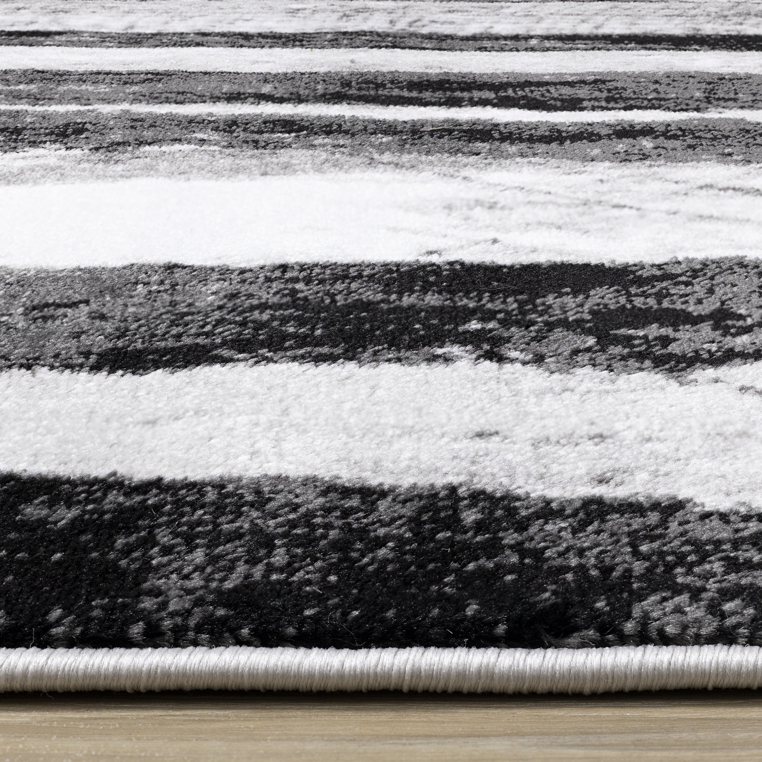 Perry Collection Red Geometric Pyramid Pattern Area Rug, 2'8"x4'11 ...