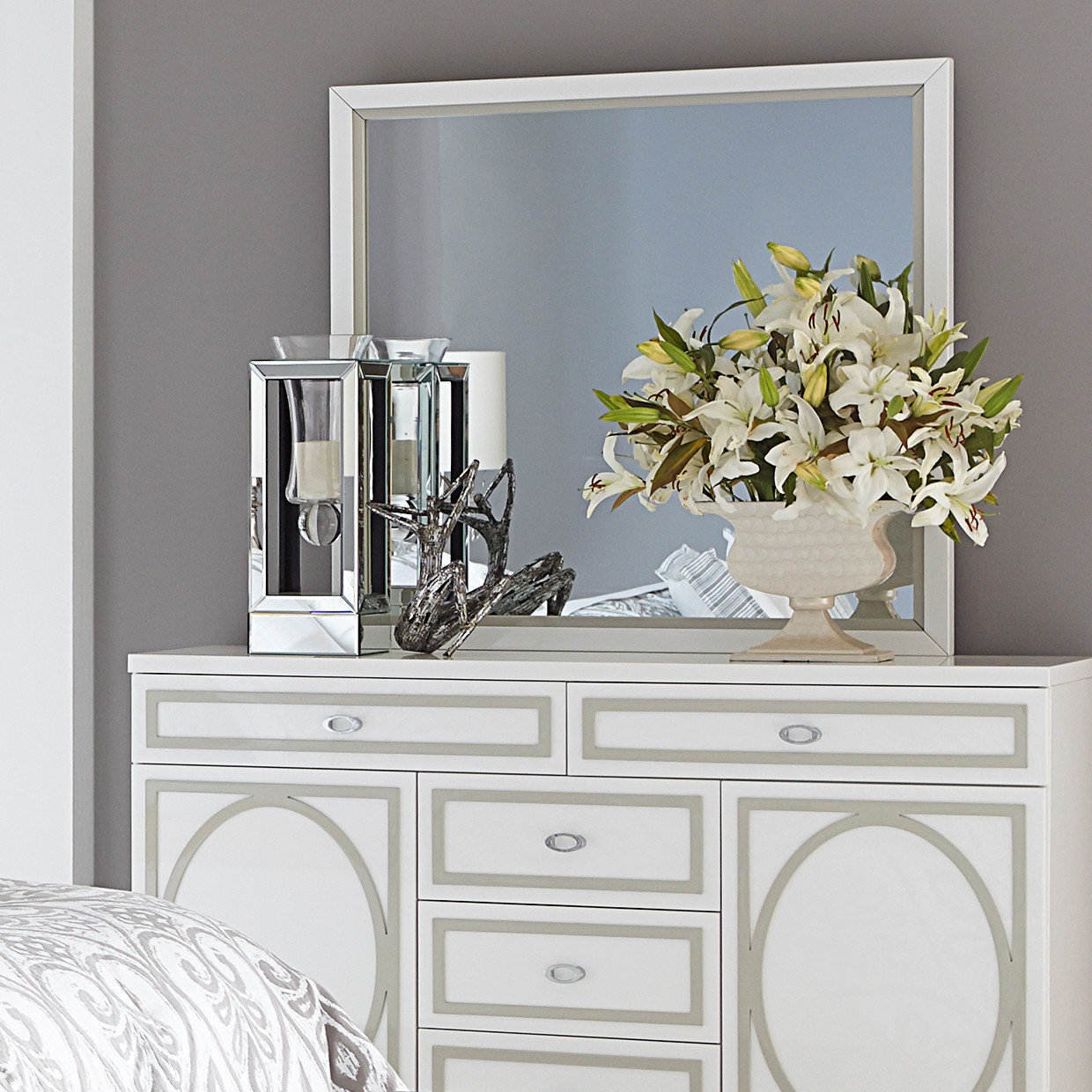 Montreal 22" Mirrored Glass Vase - Vases - by Michael Amini | Houzz