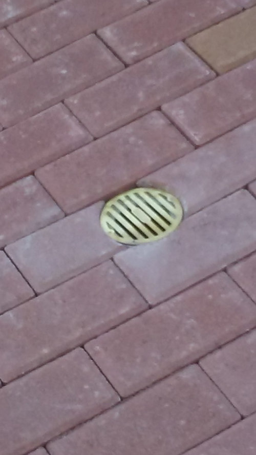 Interlocking brick pavers