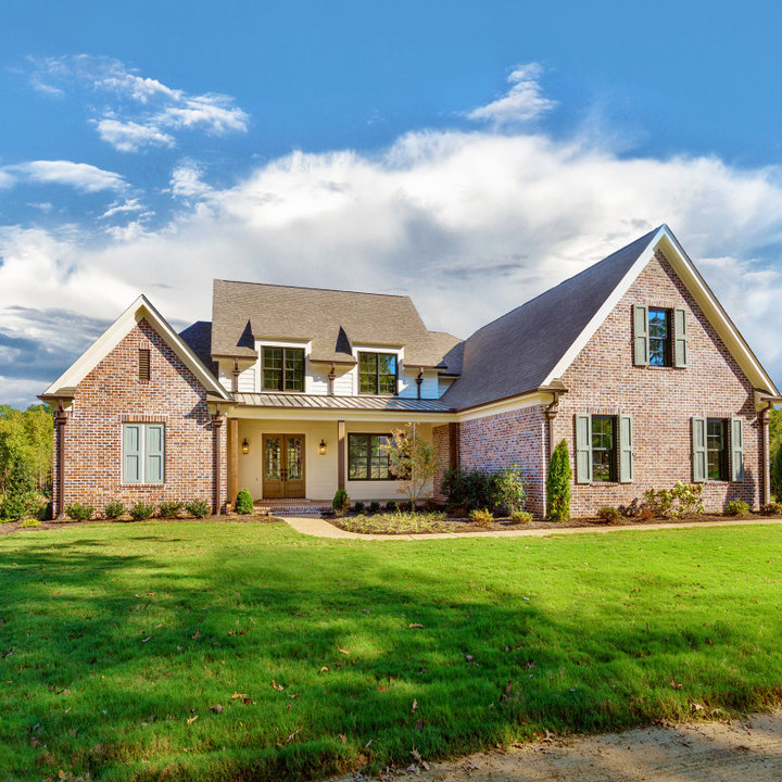 75 Beautiful Hip Roof Ideas and Designs For Your Home - Houzz | Houzz UK