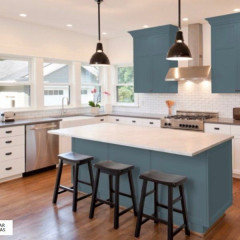 Traditional blue paint color for historic living room quandary