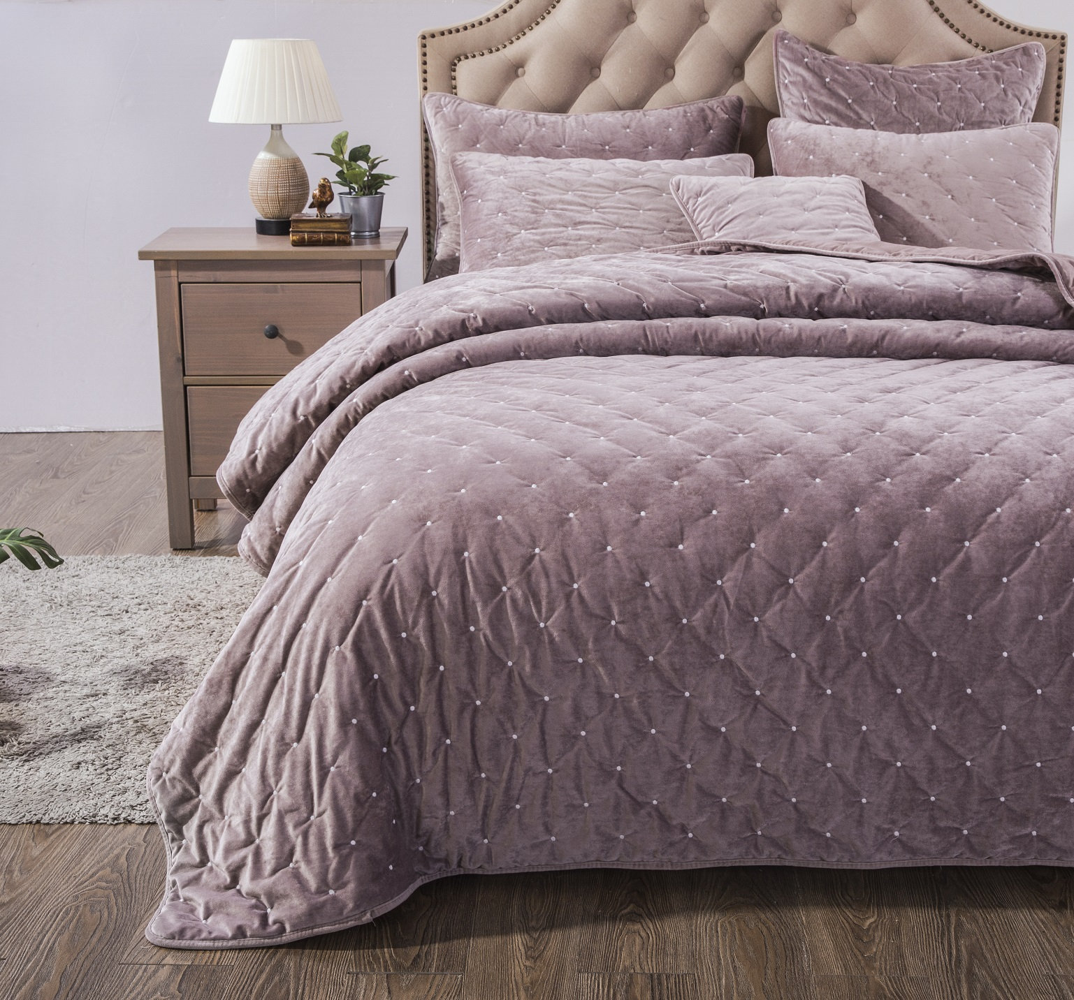 Mauve Velvet Diamond Tuft Bedspread Quilt Set, Cal King - Contemporary ...