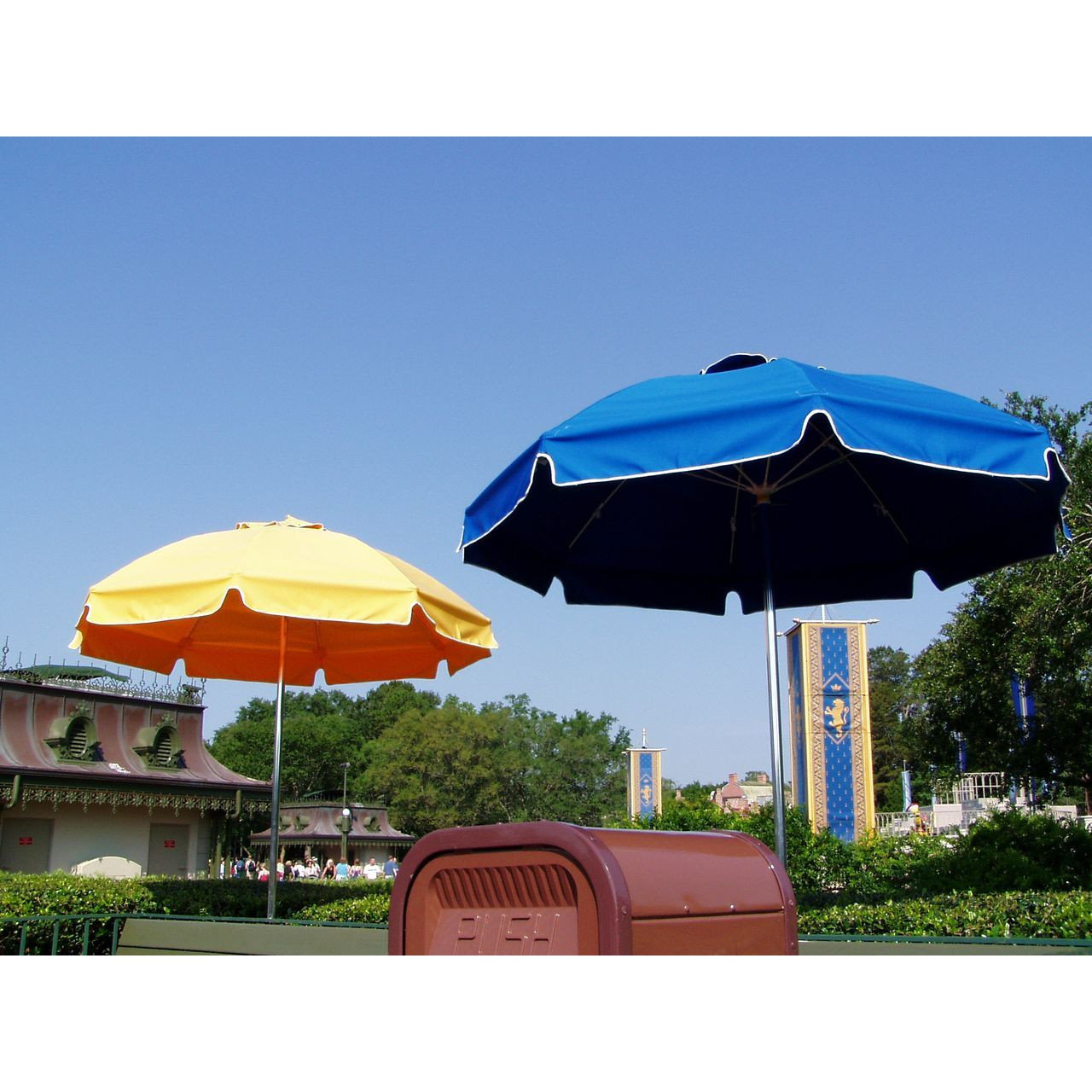 Bal Harbor 8 Rib .302 7.5' Octagon Standard Umbrella, Steel Blue ...