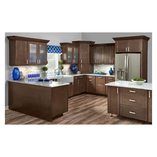 Mid-Continent Cabinet Gallery - Kitchen - Cleveland - by Guhde Flooring ...