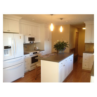 My Work - Kitchen - Omaha - by GoodeGuy Construction Inc | Houzz