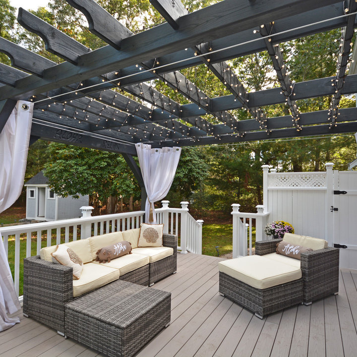 75 Privacy Deck Ideas You'll Love - May, 2026 | Houzz