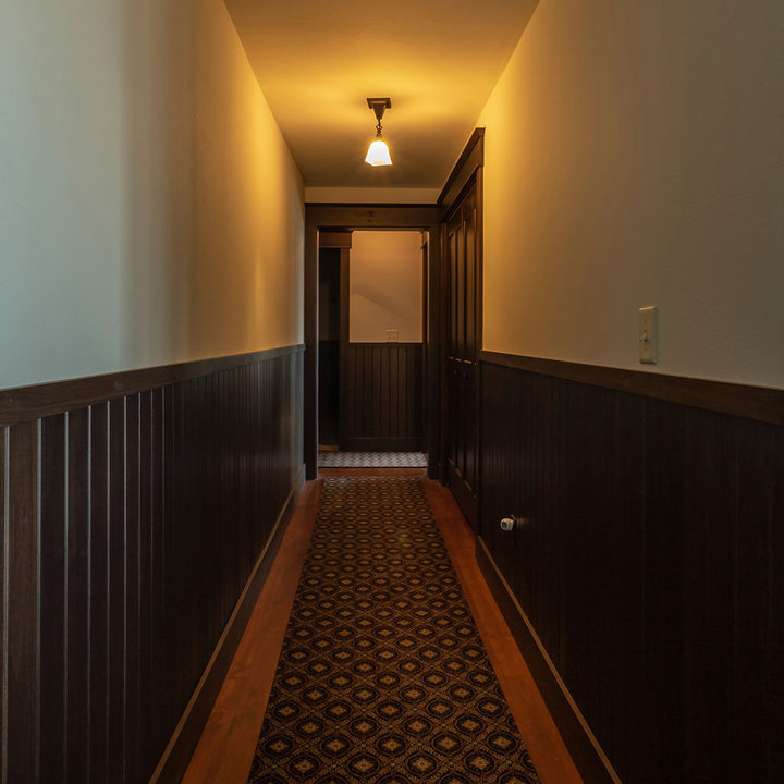 75 Wainscoting Hallway Ideas You'll Love - July, 2025 | Houzz