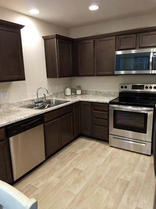 Builder grade kitchen needs help!