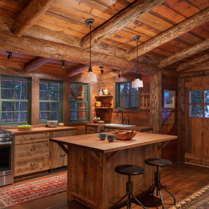 75 Small Rustic Kitchen Ideas You'll Love - March, 2025 | Houzz