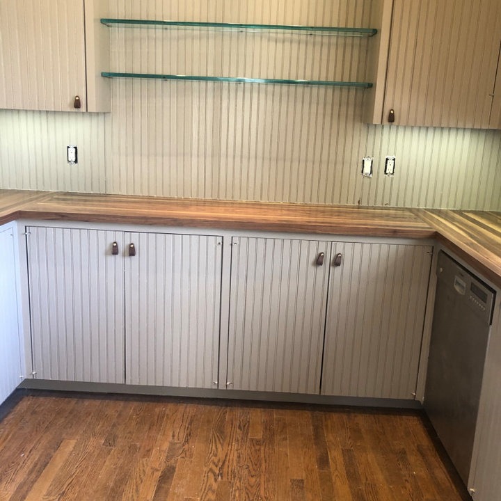 75 Beautiful Shiplap Home Bar Pictures & Ideas | Houzz