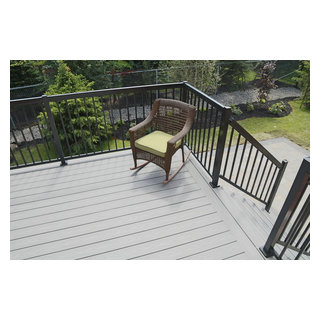 Fiberon Composite Deck in 'Cottage' - Toronto - by MPS Property ...