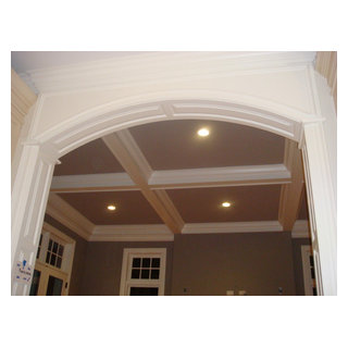 arch opening and rise panel mouldings - Traditional - Hall - Chicago ...
