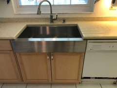 Drainer grooves in countertop