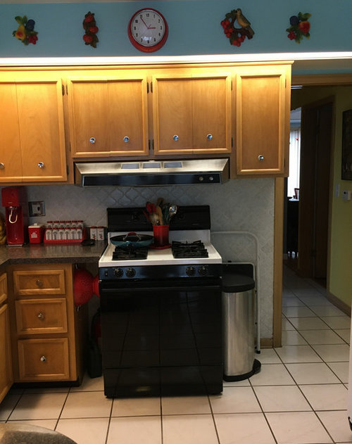 Wall oven and cooktop or range for a tight space?