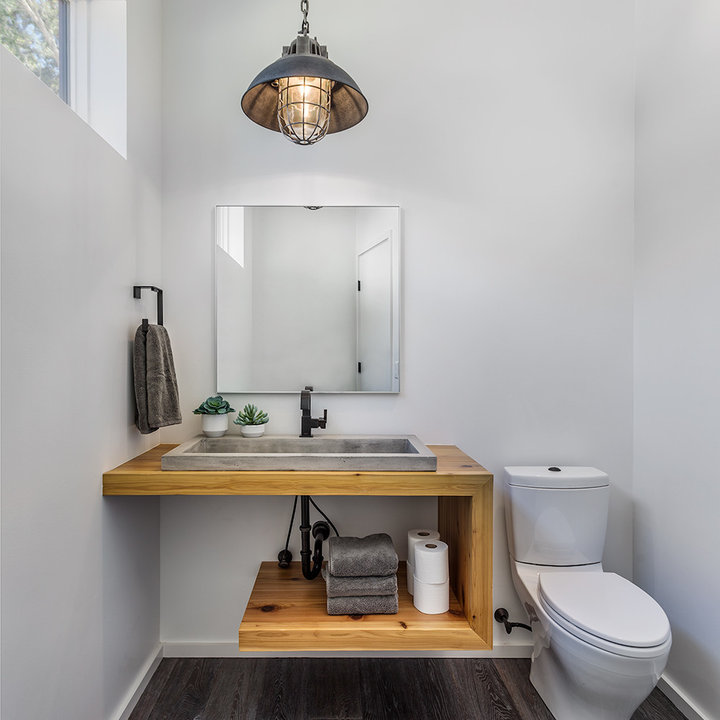 75 Rustic Powder Room Ideas You'll Love - June, 2026 | Houzz