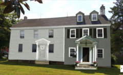 How to aesthetically connect two houses put together