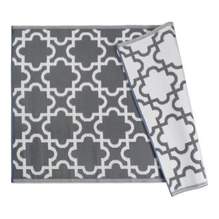 DII 4x6' Modern Style Plastic Lattice Outdoor Rug in Gray Finish ...