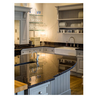 Country House - Gail Marsden Interiors - Kitchen - Cheshire - by Craig ...