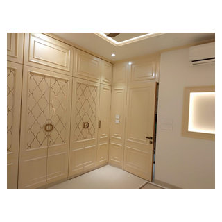 Royal theme lavish Banglow - Contemporain - Armoire et Dressing - Pune - par FORESIGHT CREATORS ...