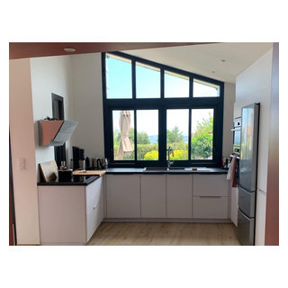 Extension contemporaine d'une maison ancienne - Contemporary - Kitchen - Lyon - by Anne Rose ...