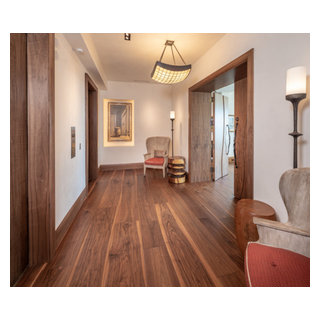 Naturally Curvy - Contemporary - Hall - Houston - by Schenck and ...