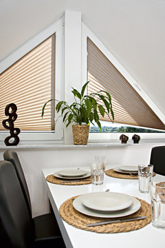 Covering rake windows