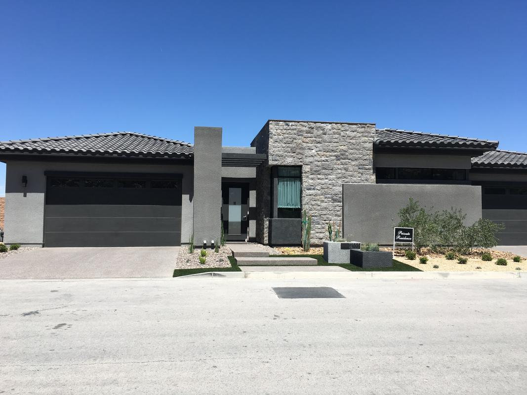 50 Sq Ft Split Face, 8xrandom Corners - Traditional - Siding And Stone ...