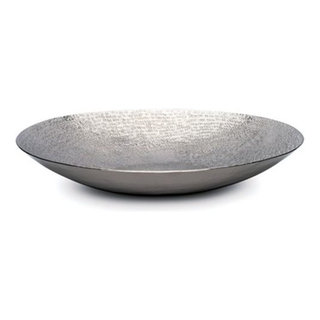 Torre and Tagus Talis Hammered Round 17" Platter, Silver - Contemporary ...