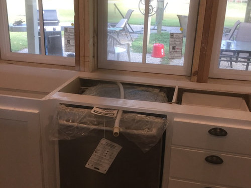 Kitchen window layout interfering with countertop