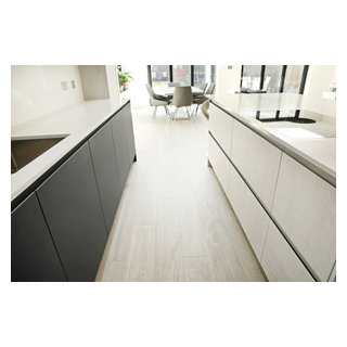 Pronorm Handless in Midnight Blue & Oxide concrete with Cimstone ...