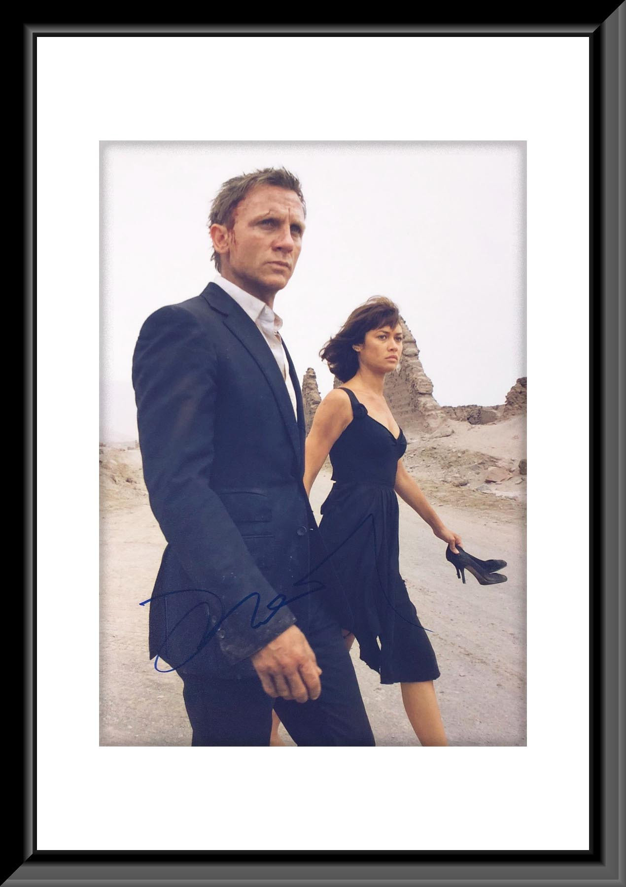 James Bond 007 Daniel Craig Signed Photo, 11x14 inches - Contemporary ...