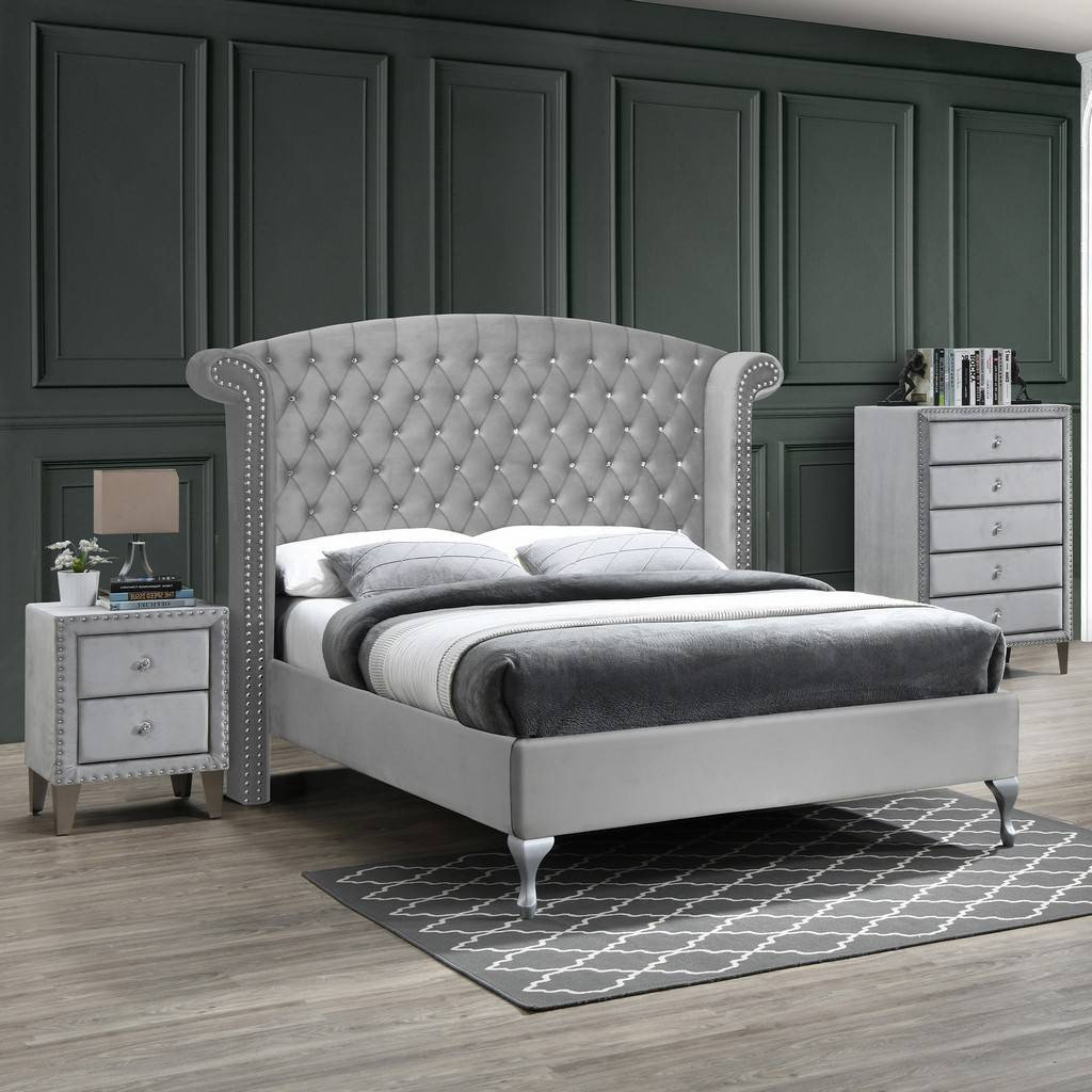 Better Home Products Cleopatra Crystal Tufted Velvet Platform Queen Bed ...