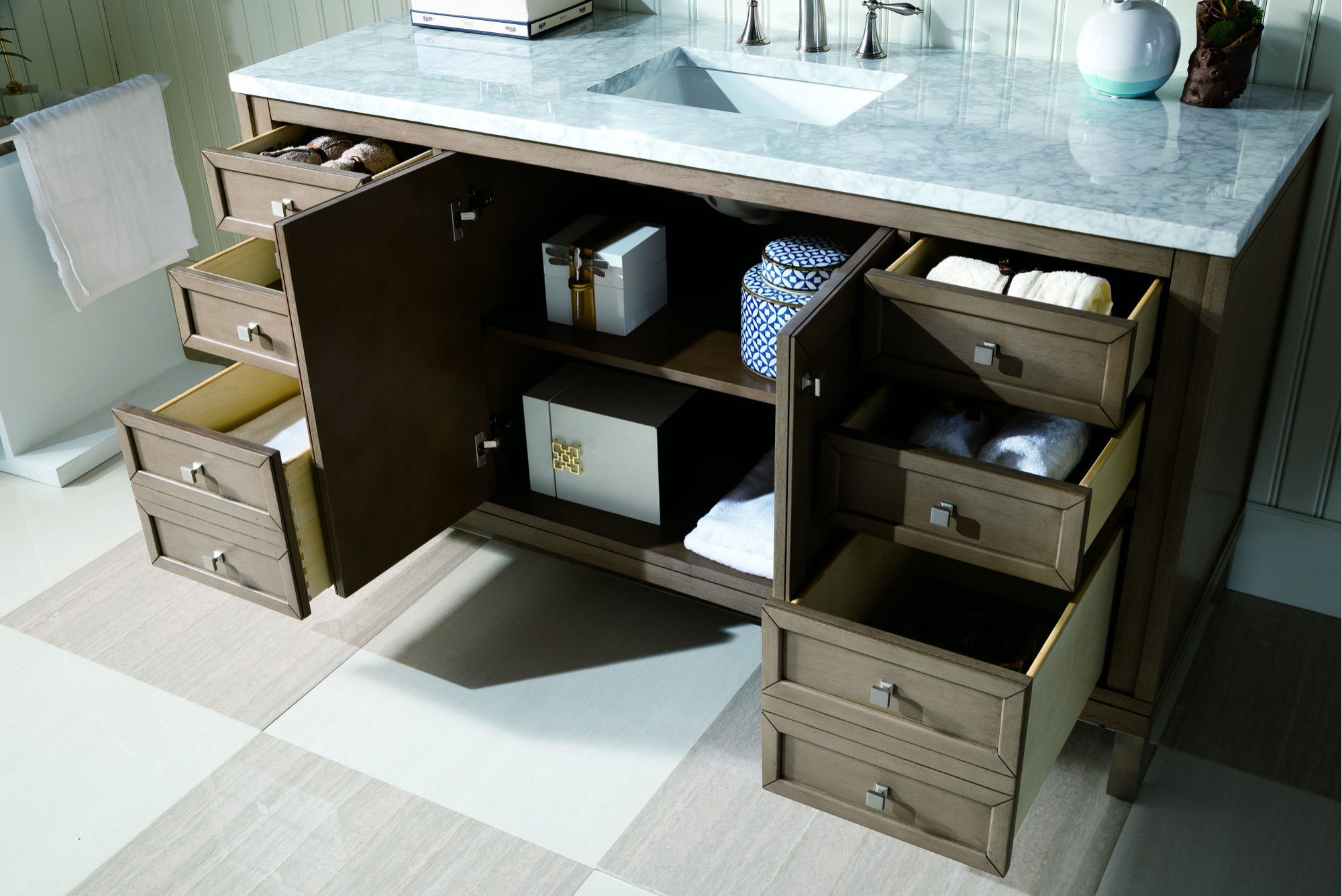 Chicago 60" Whitewashed Walnut Vanity, Carrara Marble Top ...