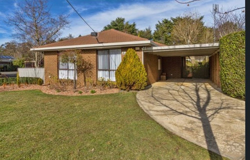 Help: Improve street appeal with no front door | Houzz AU