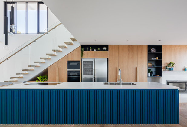 20 Design Ideas for Coloured Kitchen Island Benches | Houzz AU