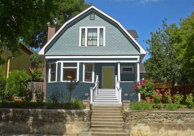 See How 5 Color Palettes Look on 1 Charming Exterior
