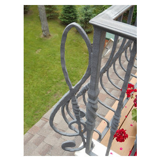 Lakeside pot belly railing - Traditional - Minneapolis - by Artistic ...