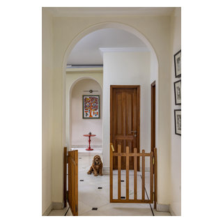An arched lobby - Contemporary - Hall - Delhi - by SOL STUDIO | Houzz