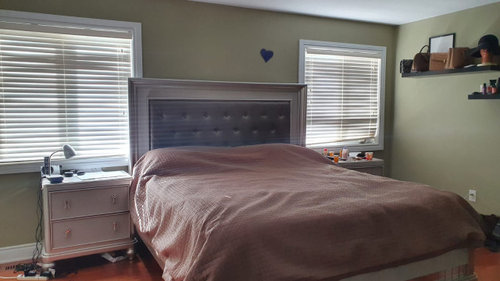 What wallpaper will work with my boring bed