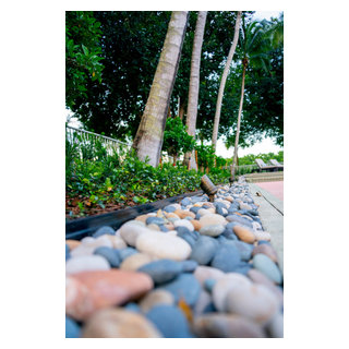 INVERNESS RD - Victorian - Landscape - Miami - by LunnScape | Houzz