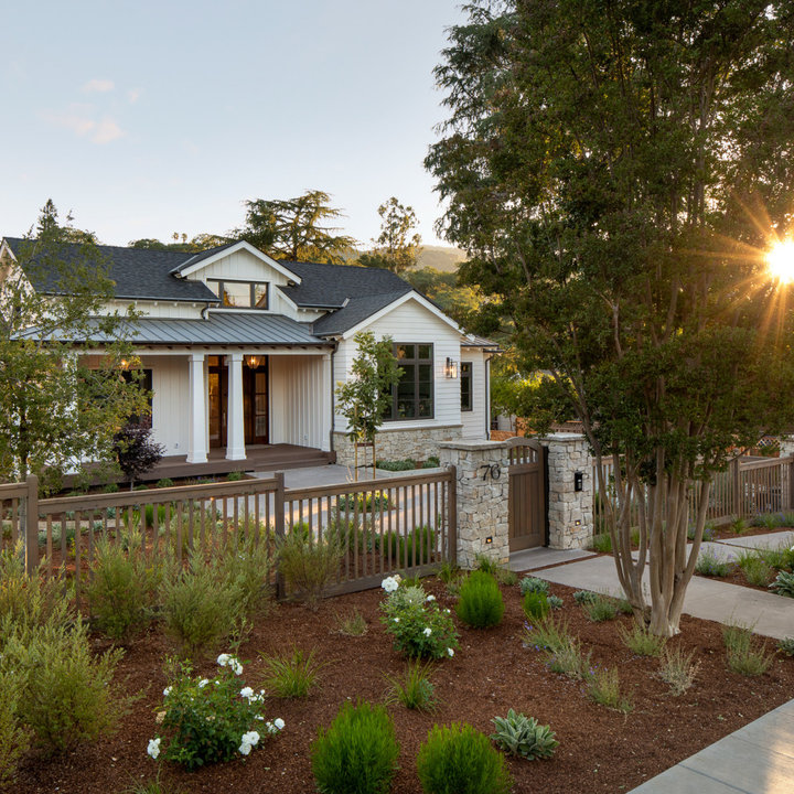 75 Beautiful Front House Exterior Ideas and Designs - September 2025 ...