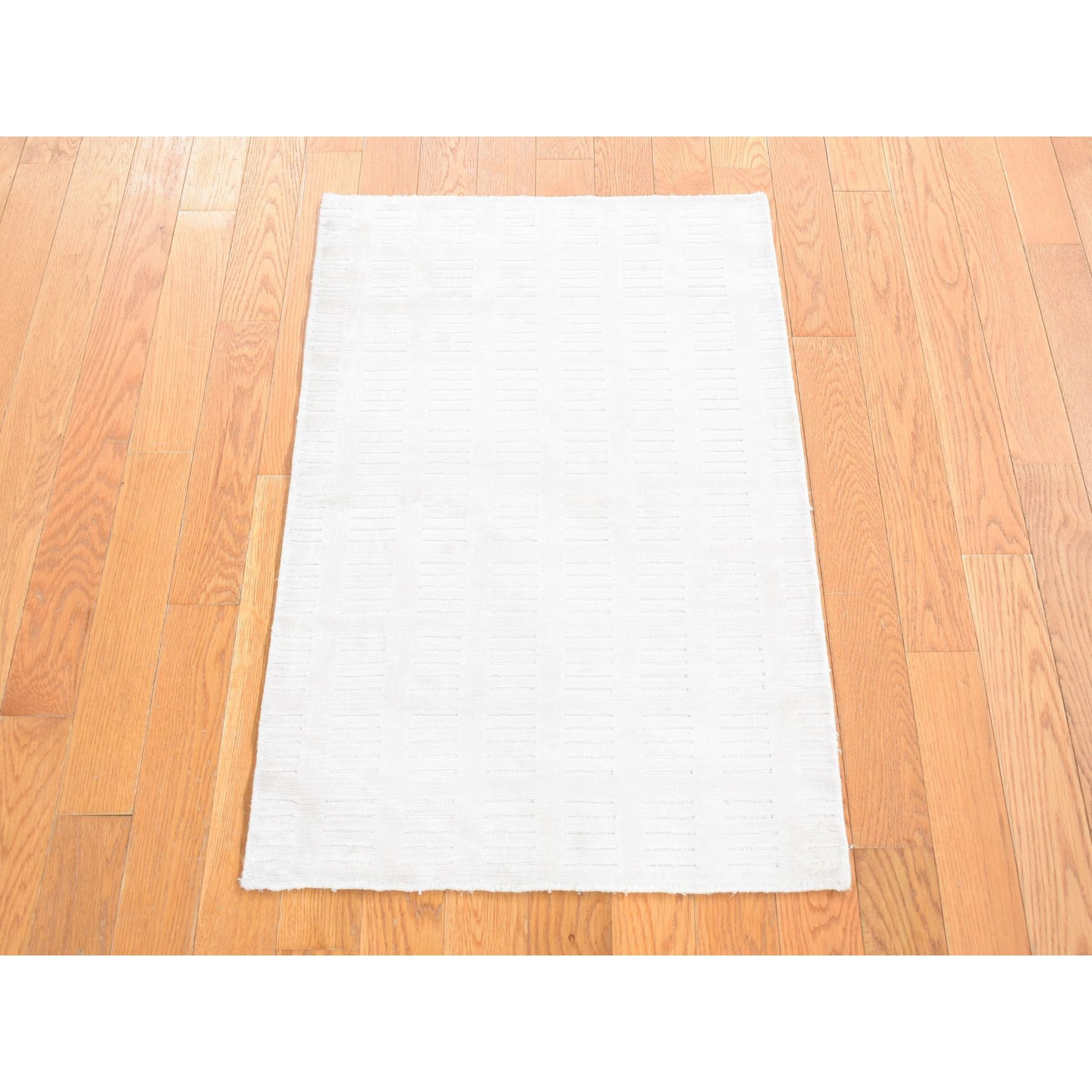 Ivory Plant Based Silk Hand Loomed Modern Design Mat Oriental Rug, 2'0 ...