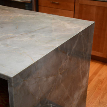 Quartzite Mitered Edge Countertops - Photos & Ideas | Houzz