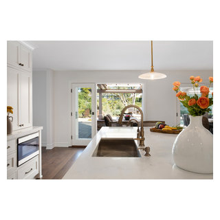 Highwood - Traditional - Kitchen - Orange County - by Streamline ...